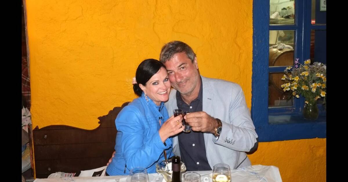 How a World-Renowned Surgeon Faked His Way into a Relationship with a ...