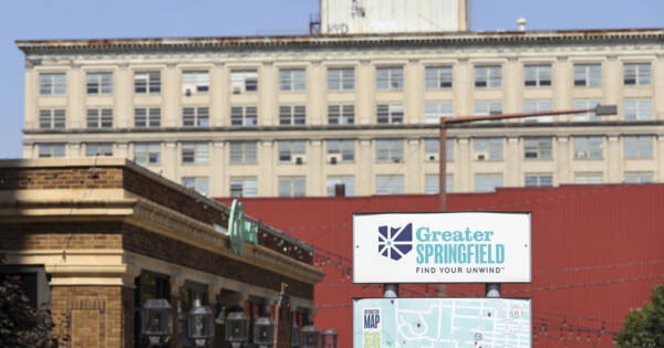 Media Focuses on Trump’s ‘Eating Pets’ Line to Avoid Talking About What ...