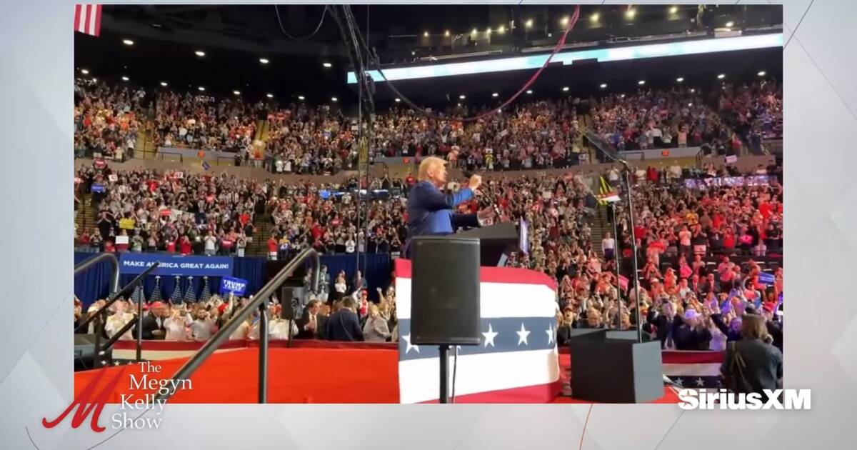 Donald Trump Holds Massive Rally in New York While Cracking Jokes and ...