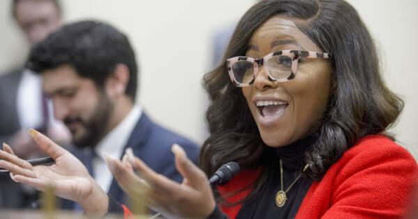 Rep. Jasmine Crockett Calls Texas Gov. Greg Abbott ‘Governor Hot Wheels ...