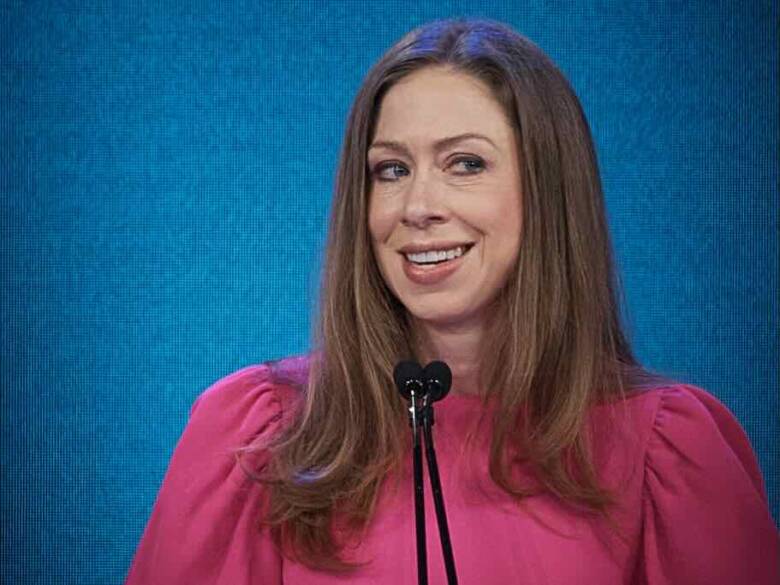 ‘Nepo Baby’ Chelsea Clinton Has a New Anti-MAHA Podcast That No One ...